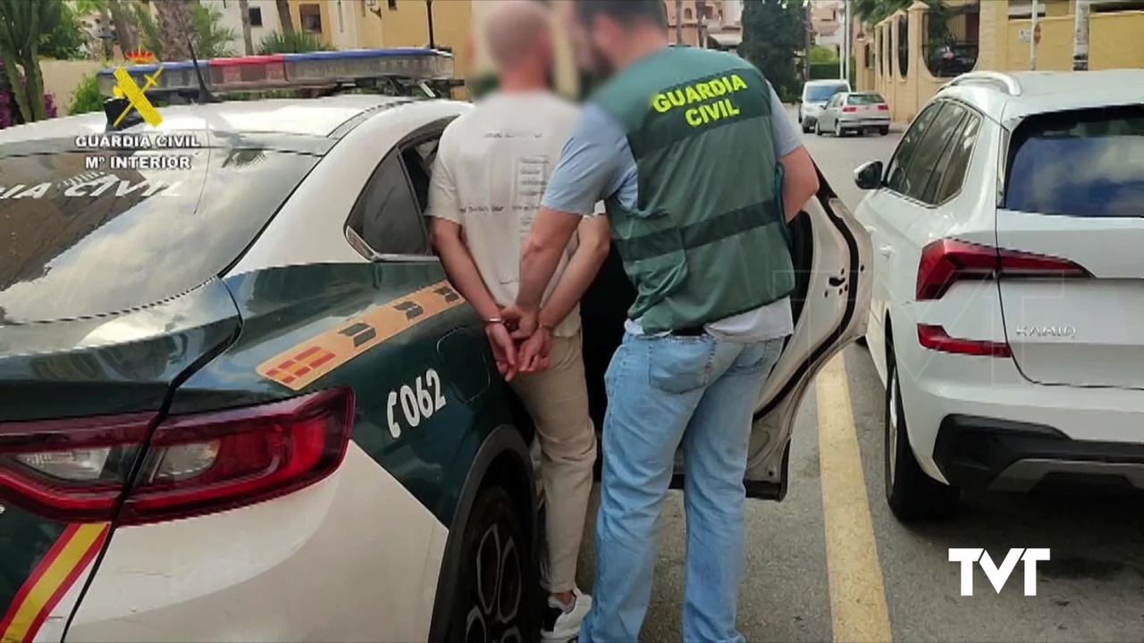 Detenidos en Torrevieja 4 hombres por robos en vehículos en estaciones ...
